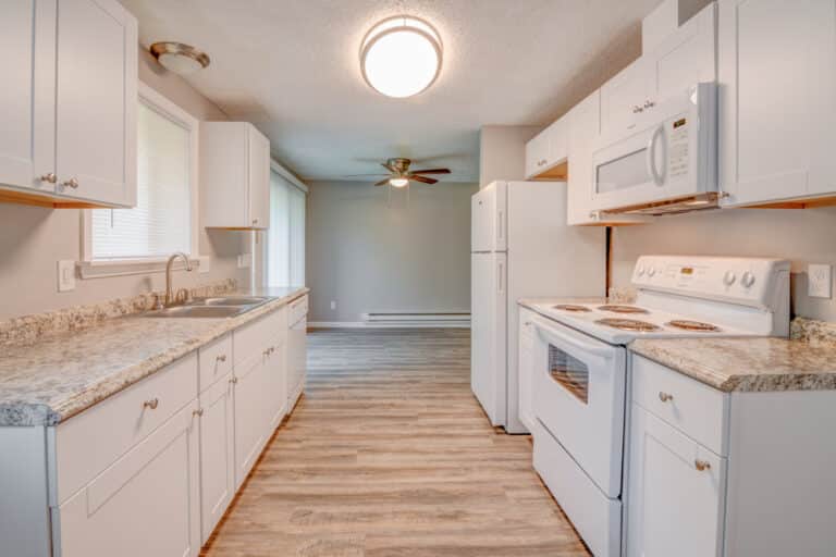 Biscay Acres Apartments Washington Olympia | Neider Properties