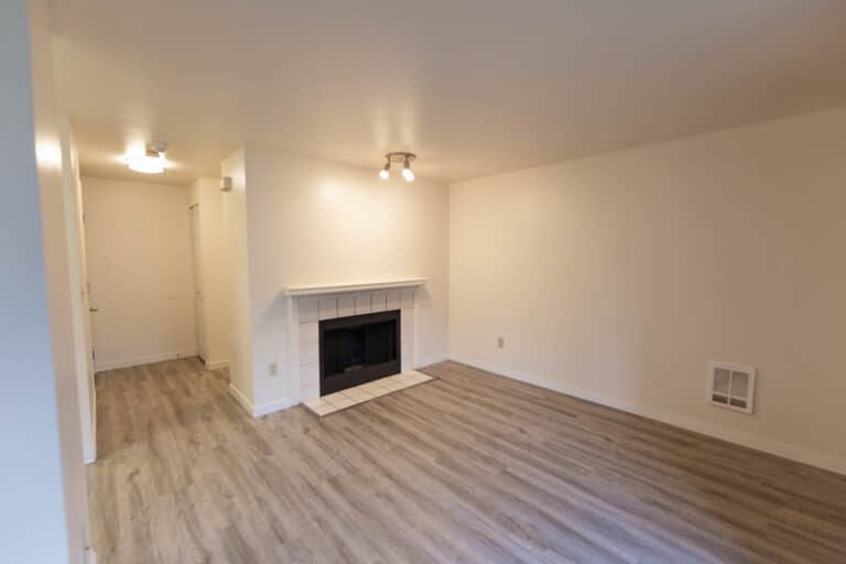 Orchard Pointe Apartments Washington Port Orchard | Neiders Properties