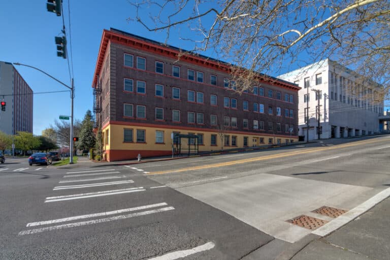 Emerson Apartments Washington Tacoma | Neider Properties