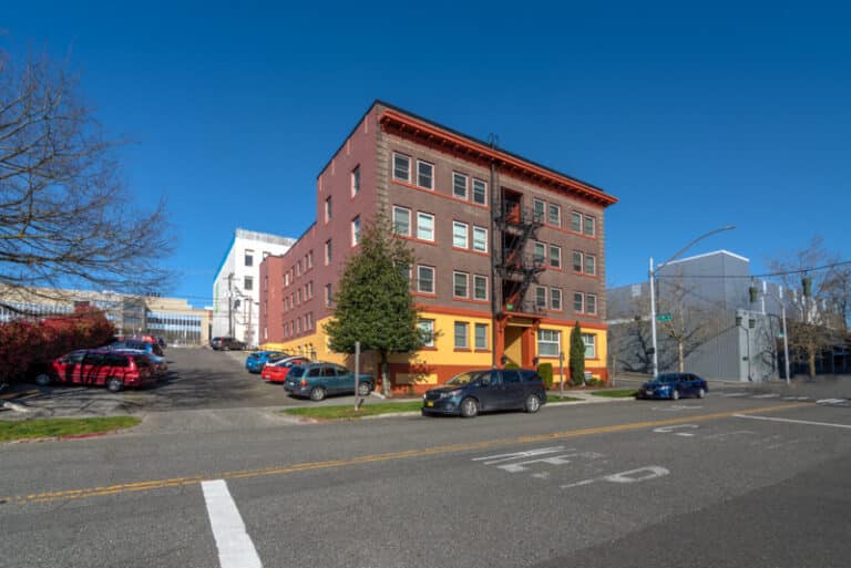 Emerson Apartments Washington Tacoma | Neider Properties